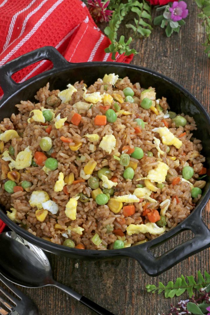 Easy Chao Fan (Chinese Fried Rice) Recipe - Foxy Folksy